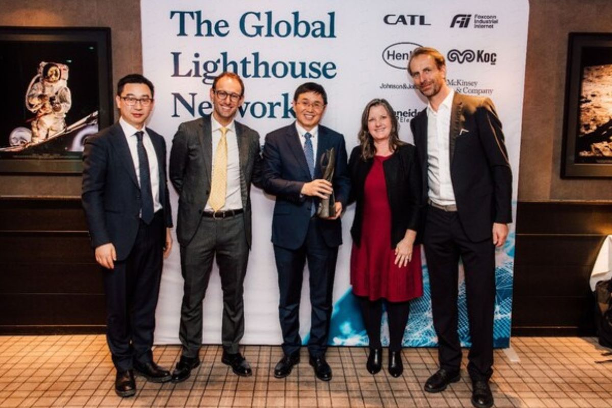 LONGi at the WEF 2024 in Davos Makes Case for Net Zero Manufacturing Powered by Efficient Clean ...