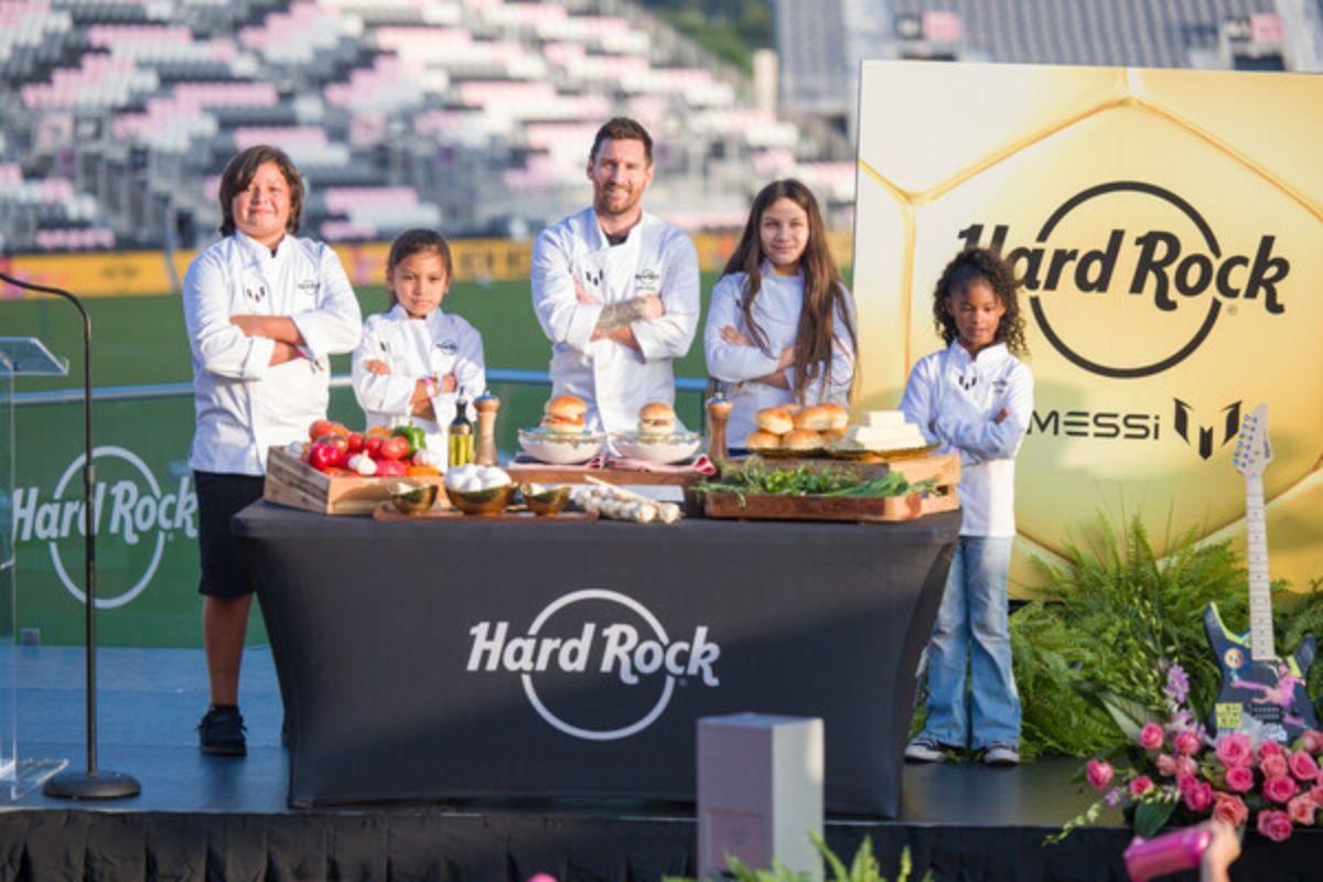 Hard Rock dan Leo Messi Memperkenalkan Menu Pertama untuk Anak-Anak ...